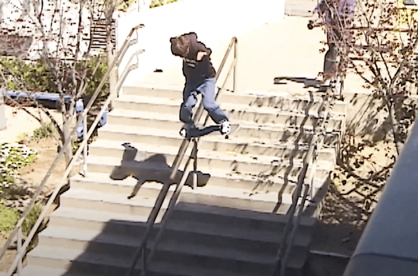 The Yuto Show ! - April Skateboards - Vague
