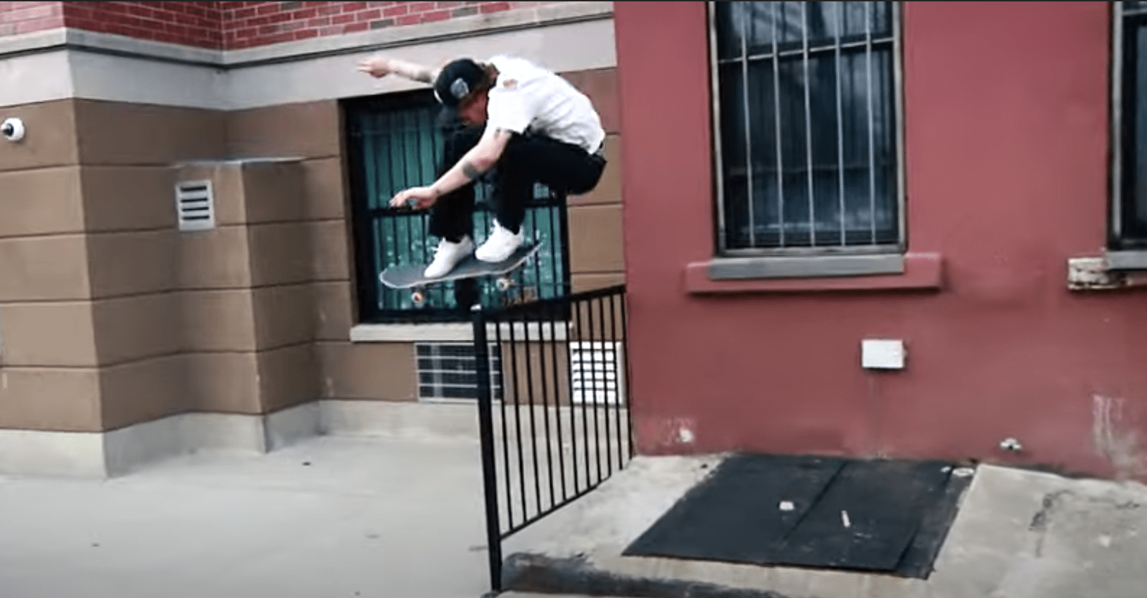 THE TALE OF A TOXIC KING - Vague