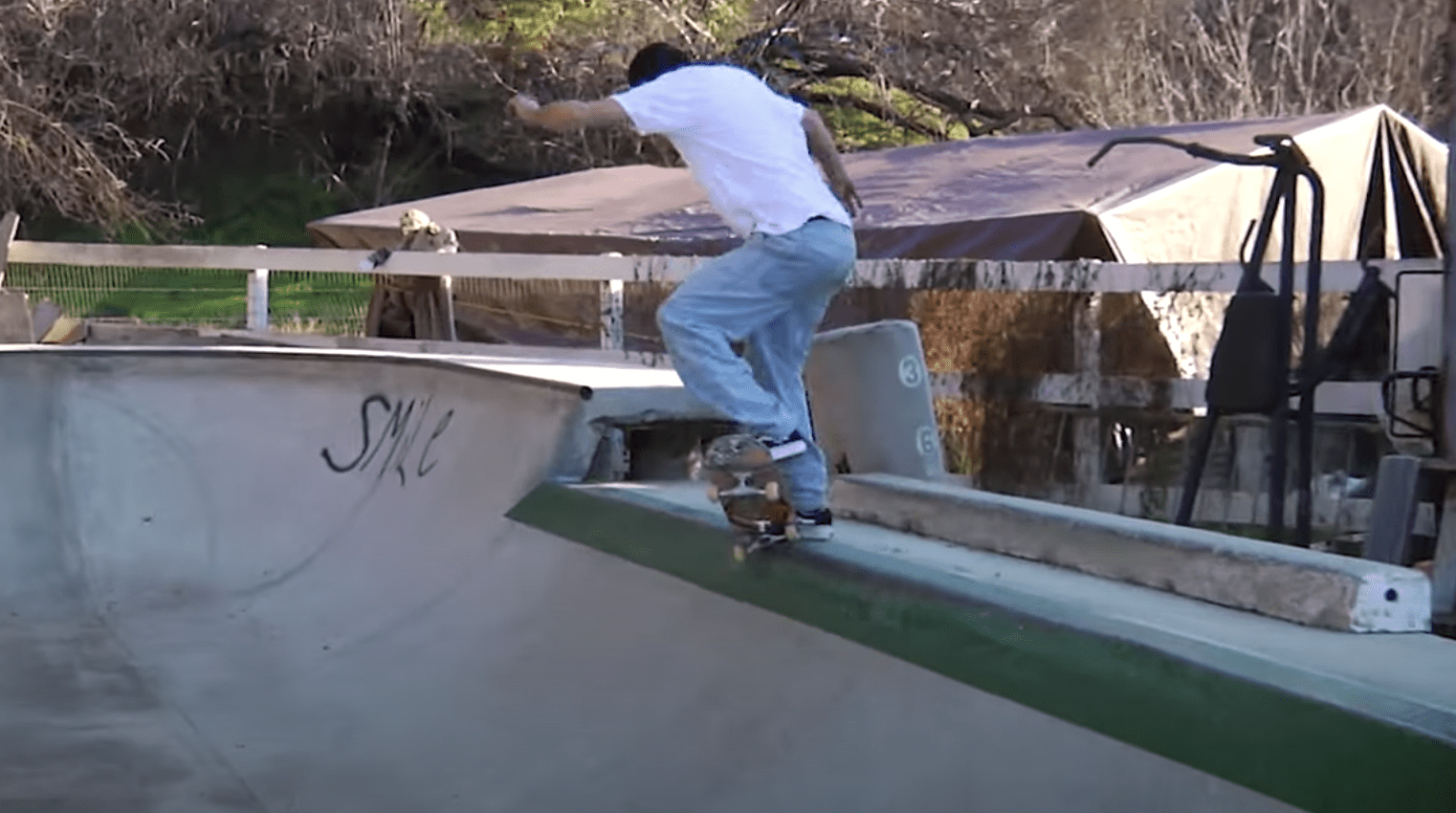 Crailtap WEAKDAYS: Manderson's - Vague