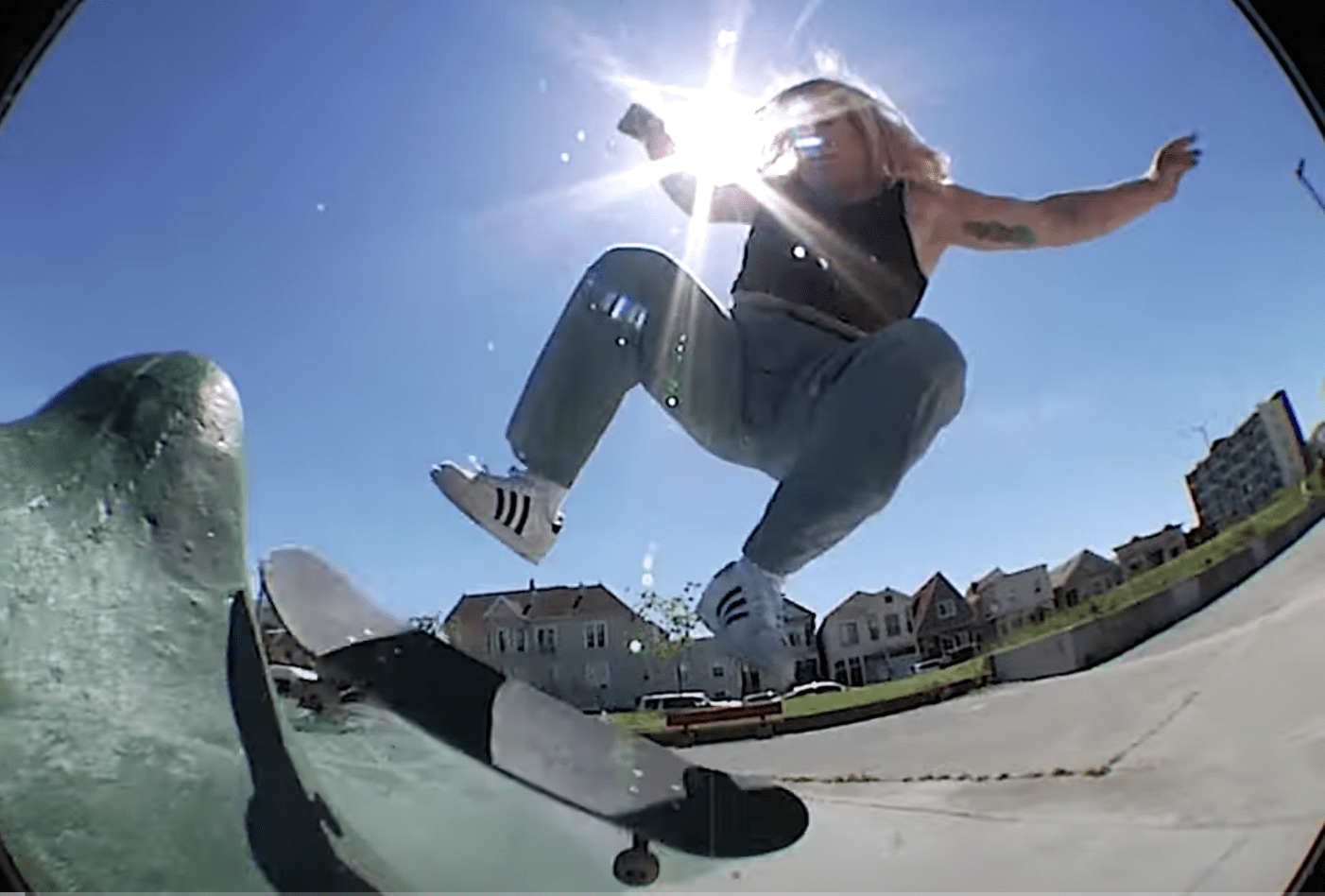 "A homo company" - THERE Skateboards - Vague