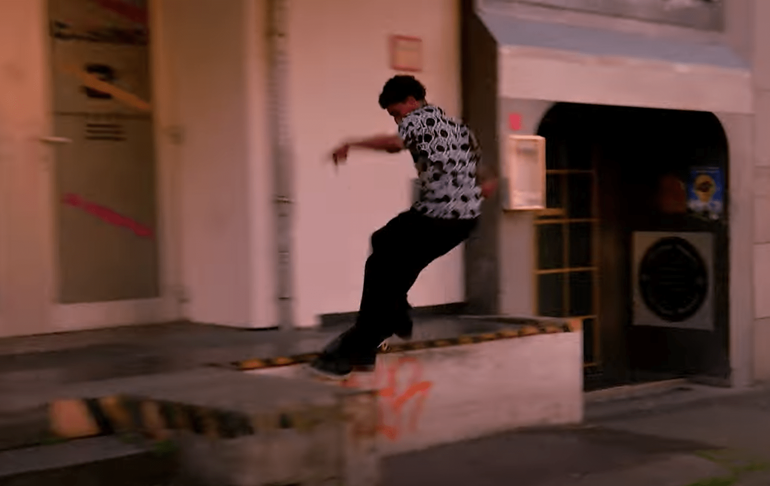 waffle boys - alwaysdowhatyoushoulddo - Vague