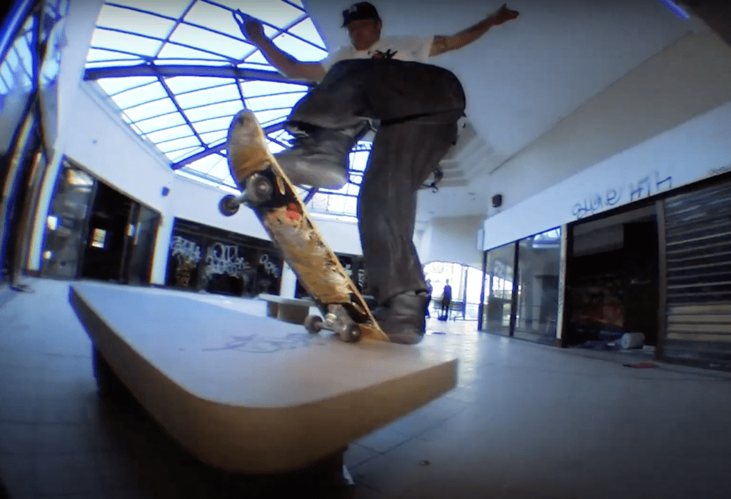 JUZZY - COME SUNDOWN - Vague