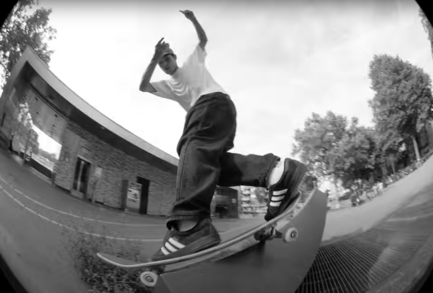 POP Trading Co (Full Video) - Vague