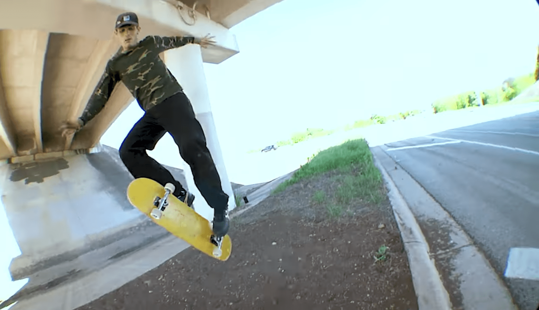 Rassvet Skateboards presents Amin Sharif - R1CH AND FAMOUS - Vague